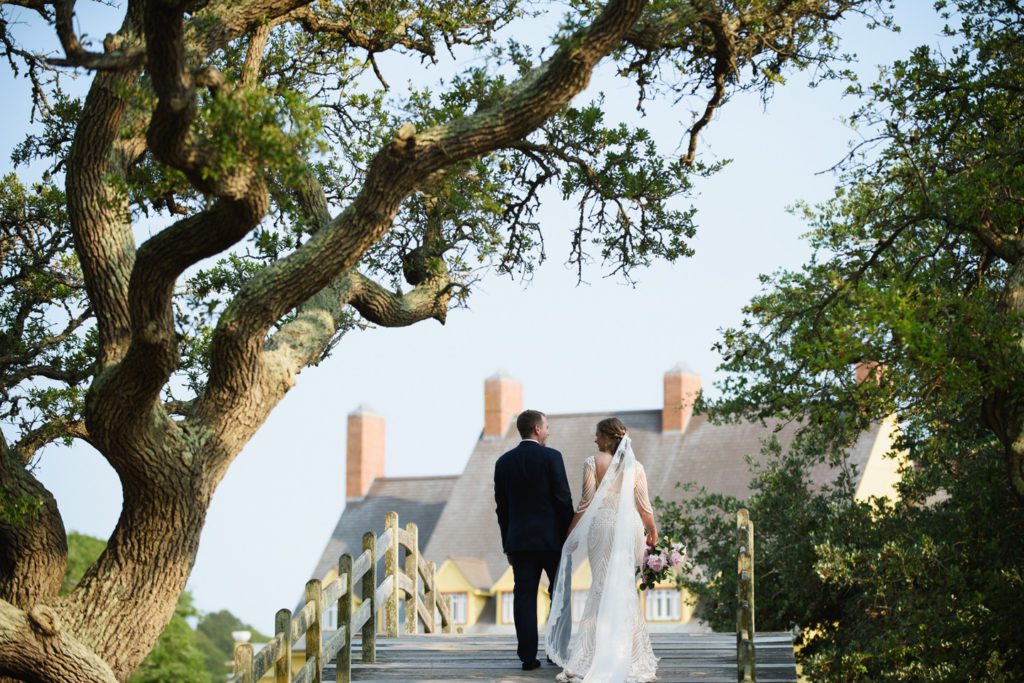Elegant Soundside Outer Banks Wedding at the Whalehead Club | Neil GT ...